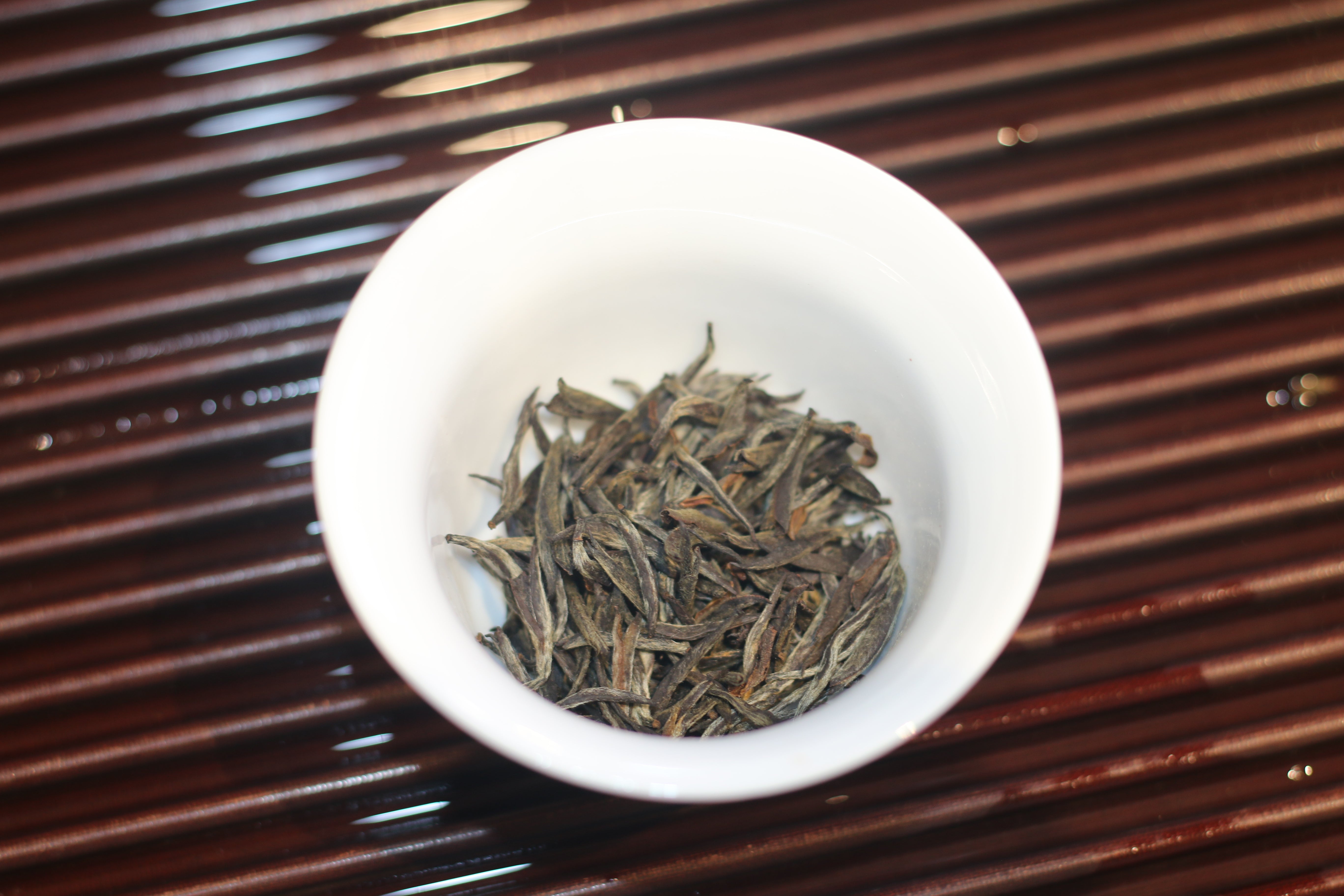 Jin Jun Mei (Hand-made Mei Zhan Cultivar ) 手工梅占金骏眉2024 – Wuyi Origin